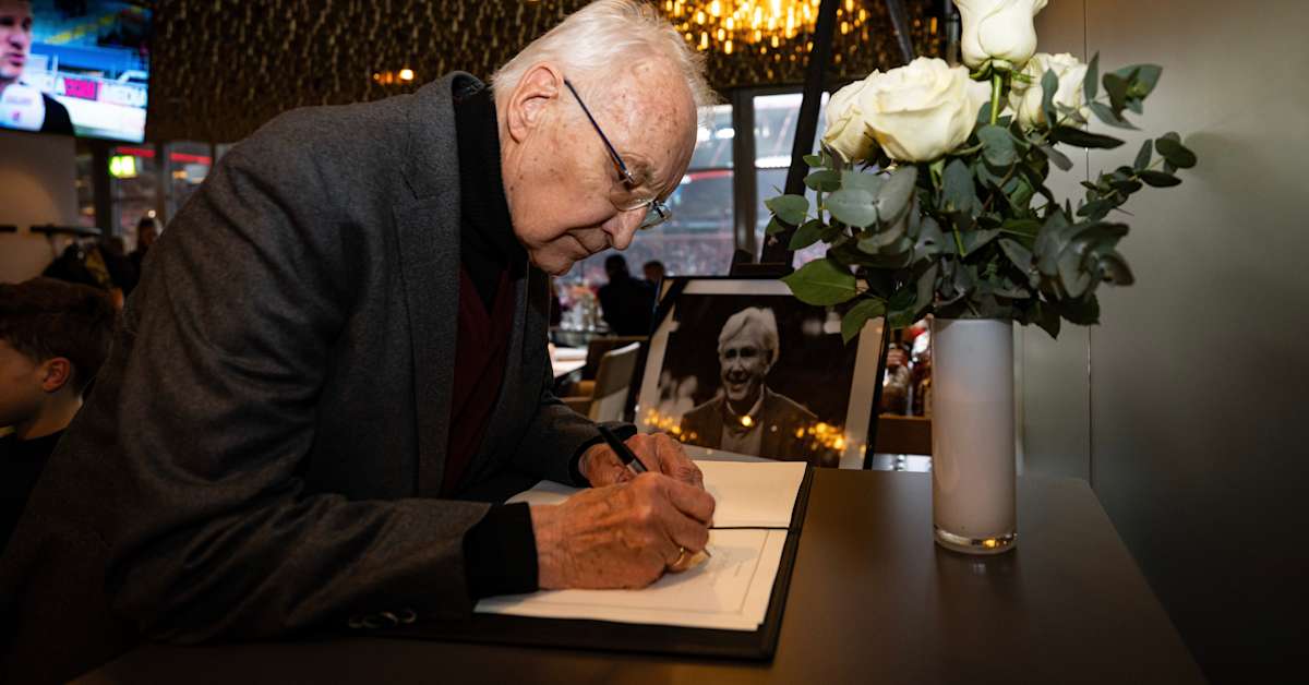 Galerie: Kondolenzbuch: FCB-Familie nimmt Abschied von Dr. Fritz Scherer